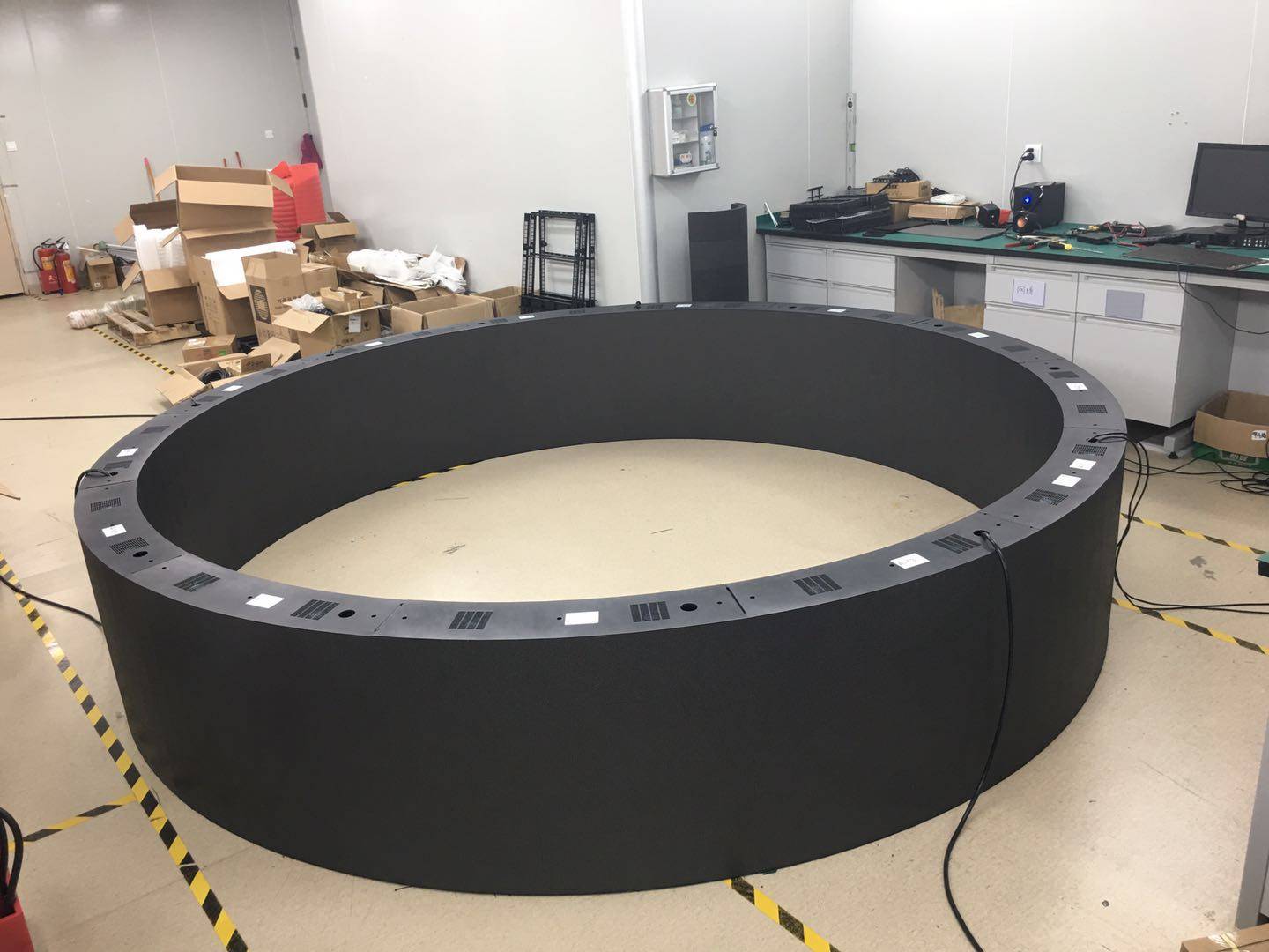 China Double-sided circular LED display Manufacturer and Supplier | TopJoy