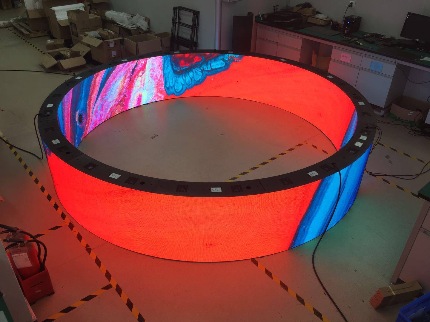 China Double-sided circular LED display Manufacturer and Supplier | TopJoy